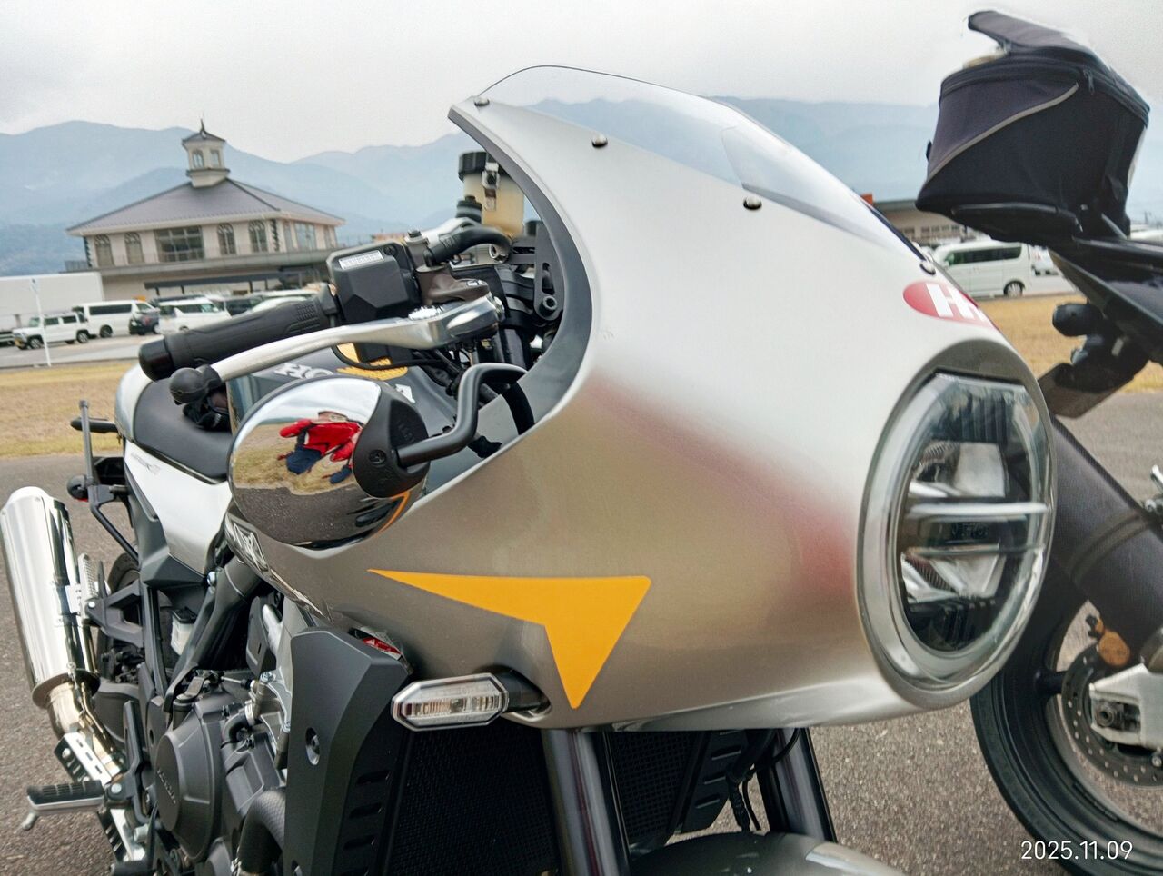 HAWK11に「イエローライン」を入れてみた : スーパーカブ中心生活？ TONY’S甲信生活！