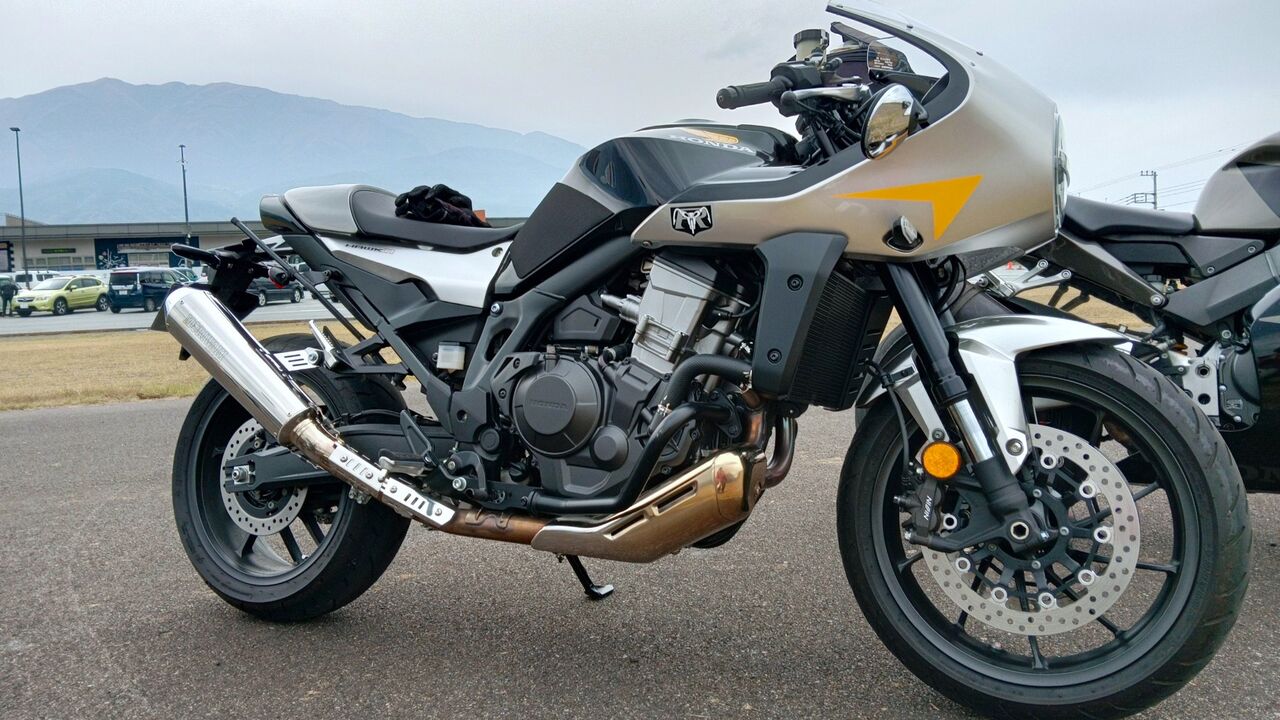 HAWK11に「イエローライン」を入れてみた : スーパーカブ中心生活？ TONY’S甲信生活！