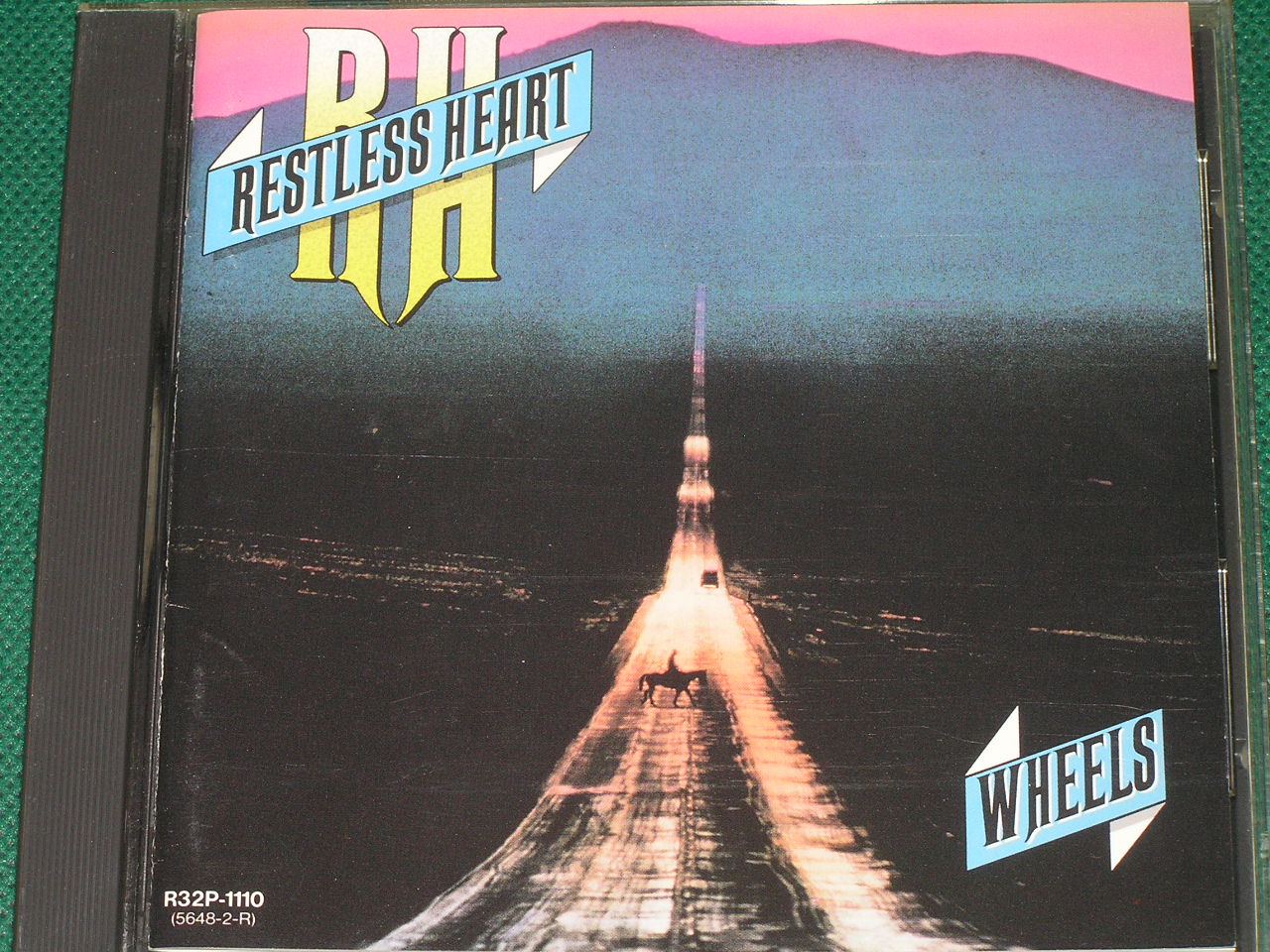 ☆80年代洋楽を中心に私の中の1枚☆74☆RESTLESS HEART/WHEELS : 80's洋楽を中心に私の中の1枚