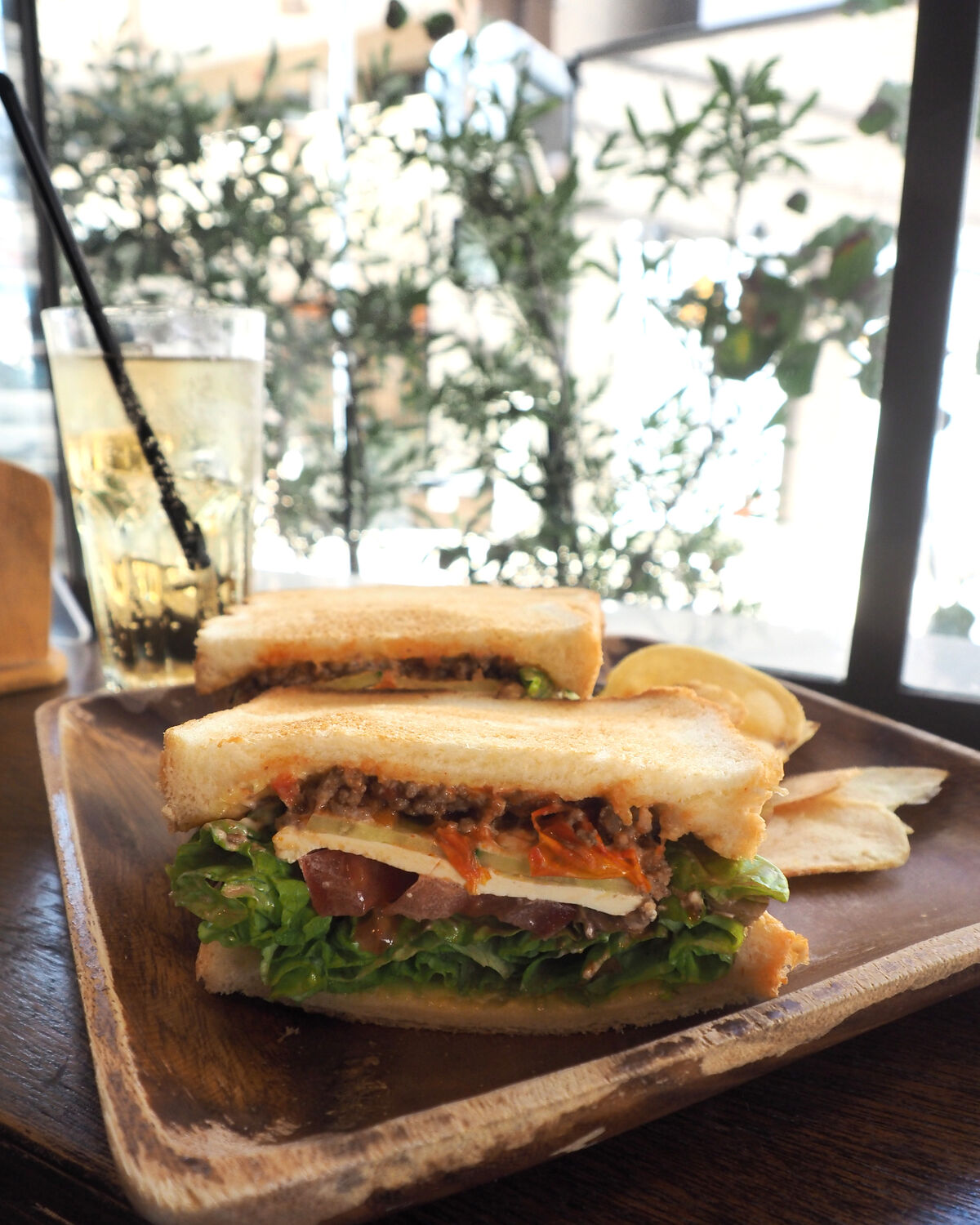 博多駅博多口タクシー乗車6分『sandish cafe』 150通りもの組み合わせが楽しめるサンドイッチだけでなくクオリティもサービスも満足 ...