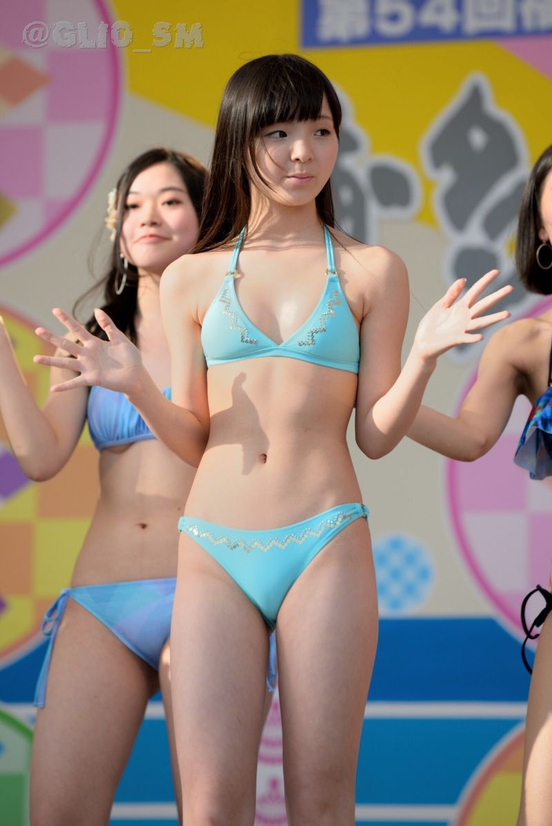 スタイル抜群「小学生の水着姿」…‼ 旬感マルチ情報局