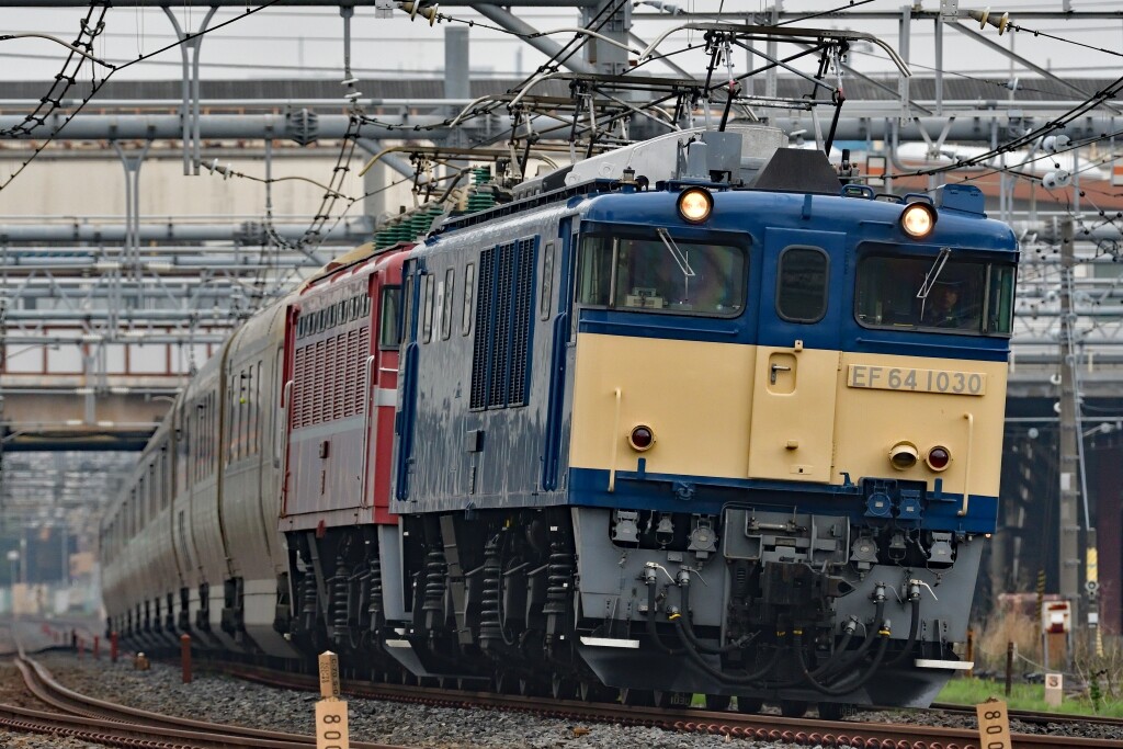 EF64+EF81重連で上野へ向かう カシオペア紀行を撮影 : ばんばんの鉄道放浪記Ⅱ