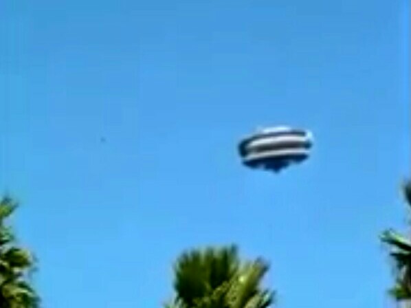 《わぉ！》フィジーでは 老舗ホテルみたいなUFO [UFO like a in Fiji Long-established hotel ...