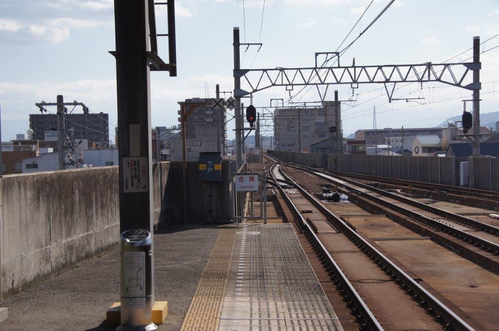 JR四国 今治駅（予讃線） : 宝塚人の神戸ラーメン鉄道