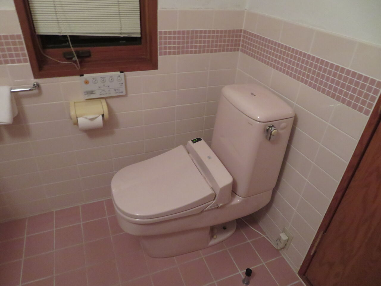 ホテルのトイレ : 御手洗倶楽部