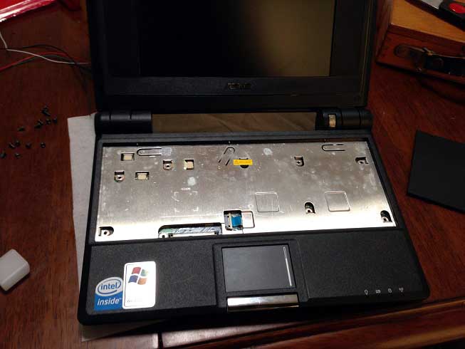 EeePCをイイPCに改造するぞ！ (ASUS EeePC4G-X P701) : ♪ SUPER JUNK AUDIO POWER