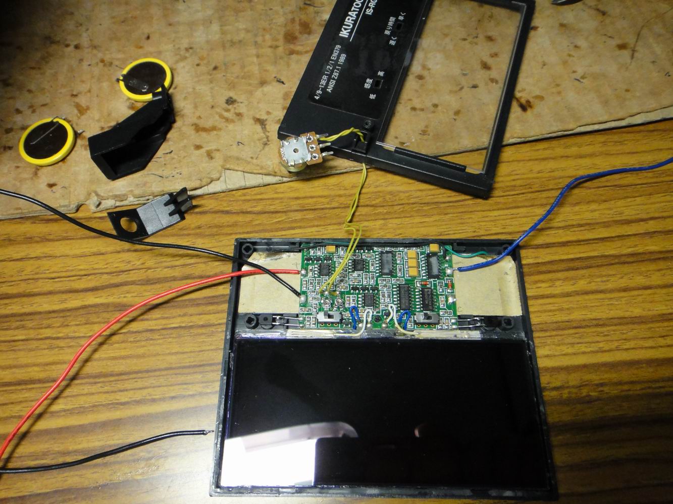 育良精機 ラピッドグラス IS-RG20を、単三電池で使える様に改造 : tek2465のblog