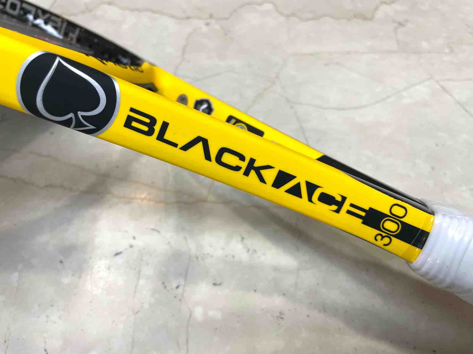 BLACK ACE 40th Anniversary 試打準備完了 : テニスショップ裏日記