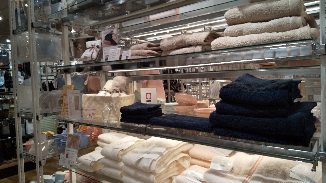 洗練された店舗空間、機能的な商品の生活雑貨店｜ケユカ(KEYUCA)イオンモール豊川店＠豊川市白鳥町 : かわうそ、だもんで。