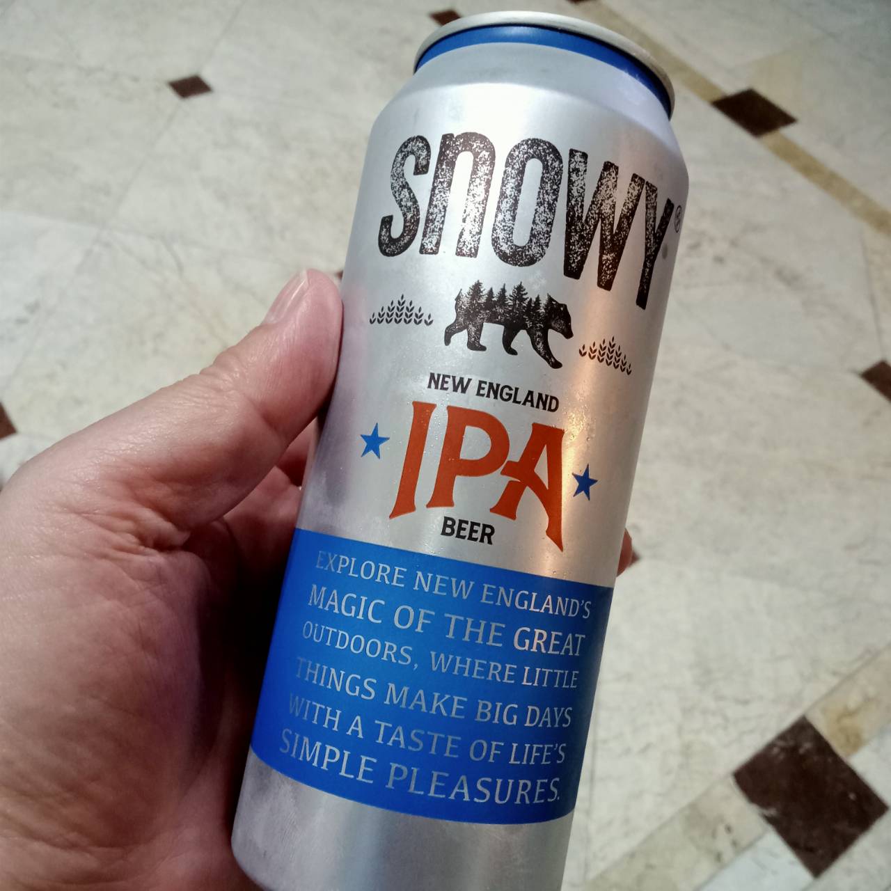 SNOWY IPA というビールを飲んでみた。 : タイで思う。メコン川のほとりで。