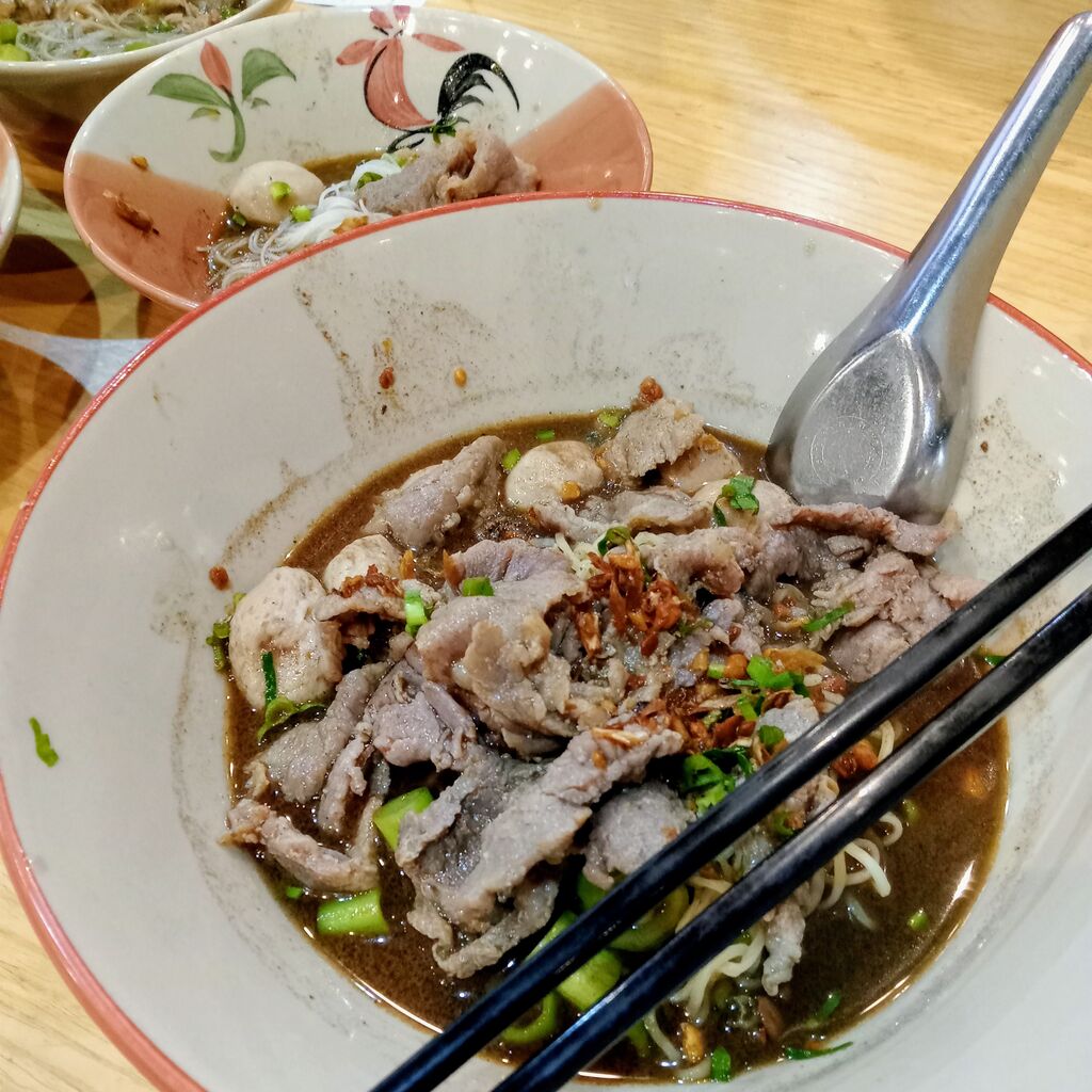 Kin-Tiew-Kan กินเตี๋ยวกัน @Future Park クイティアオ屋さん : タイで思う。