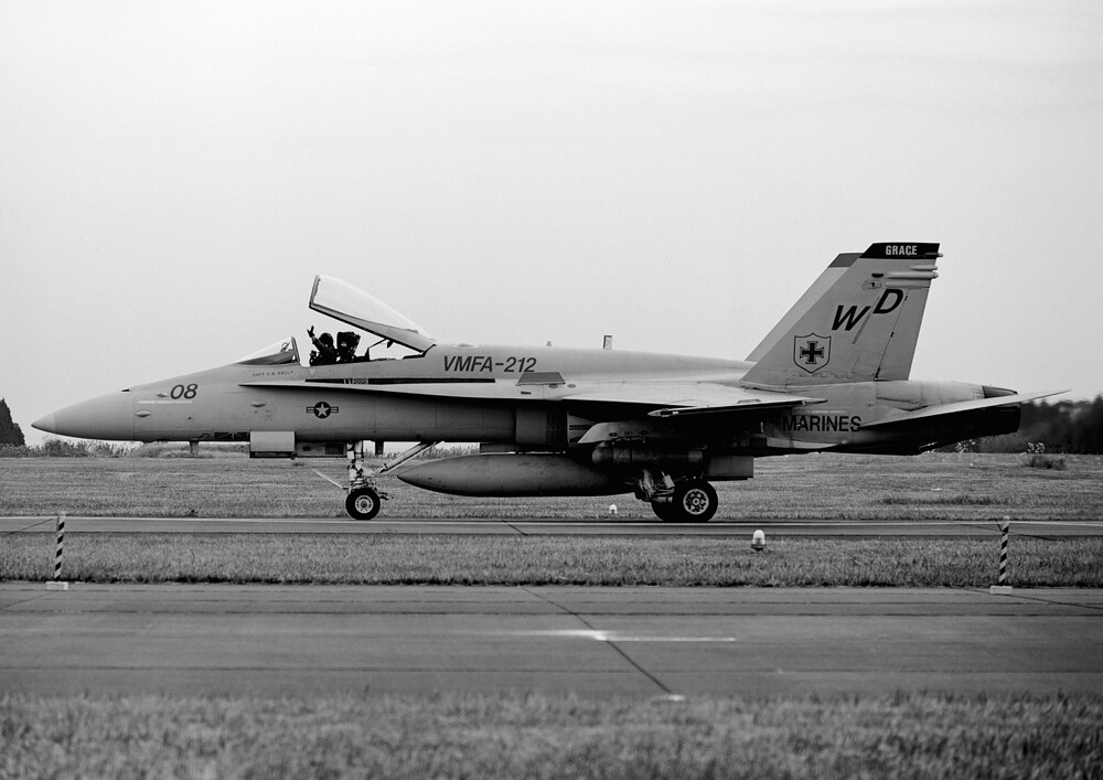 U.S.M.C F/A-18C VMFA-212 ”LANCERS” : THE ALIENS NEST