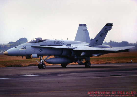 U.S.M.C VMFA-212 "LANCERS" : THE ALIENS NEST