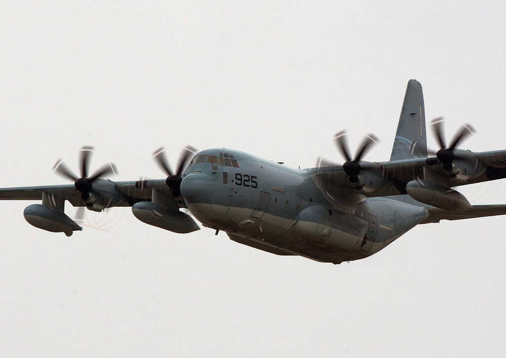 U.S.M.C KC-130J VMGR-152 : THE ALIENS NEST