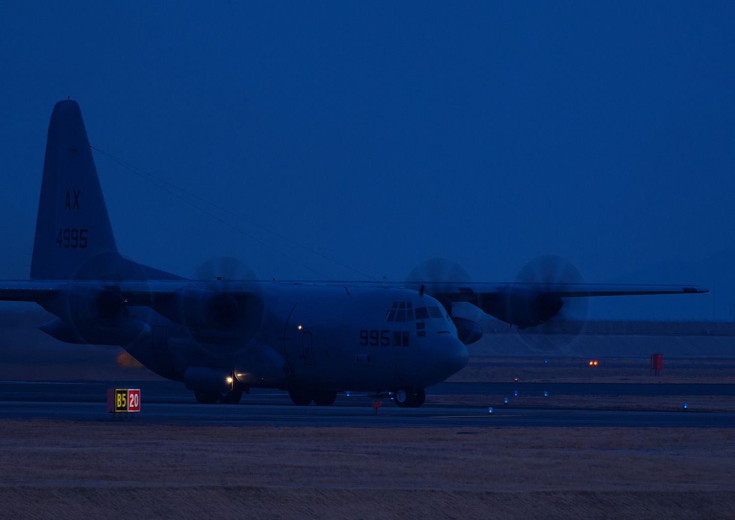 訂正 U.S.NAVY C-130T ～VR-53～ : THE ALIENS NEST