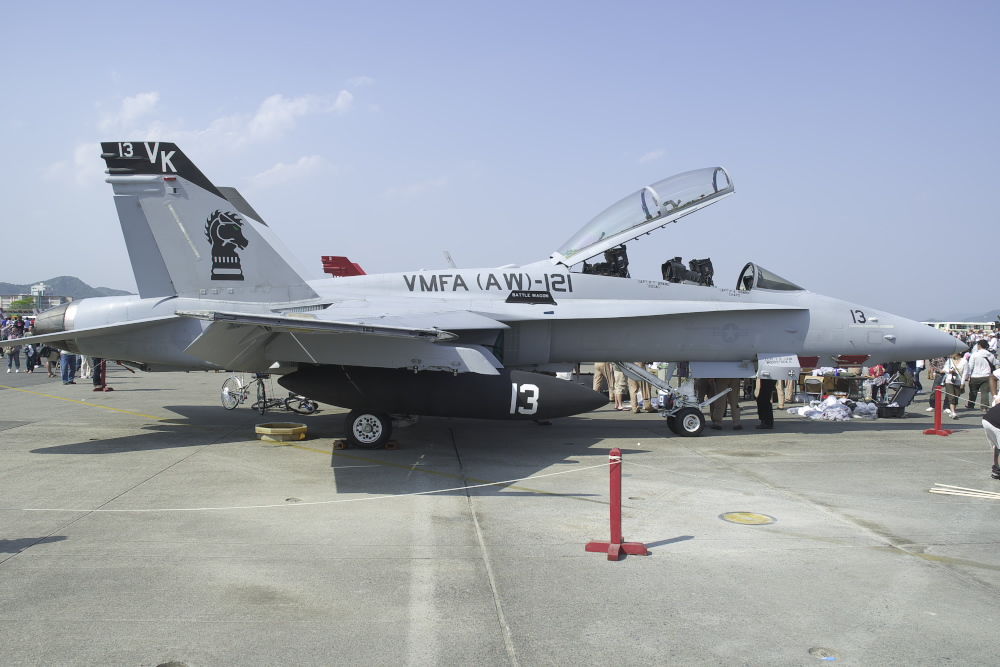岩国FSD VMFA-121 VK 13 F/A-18D : THE ALIENS NEST