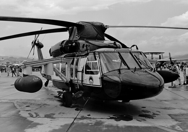 米陸軍 UH-1＆UH-60 : THE ALIENS NEST