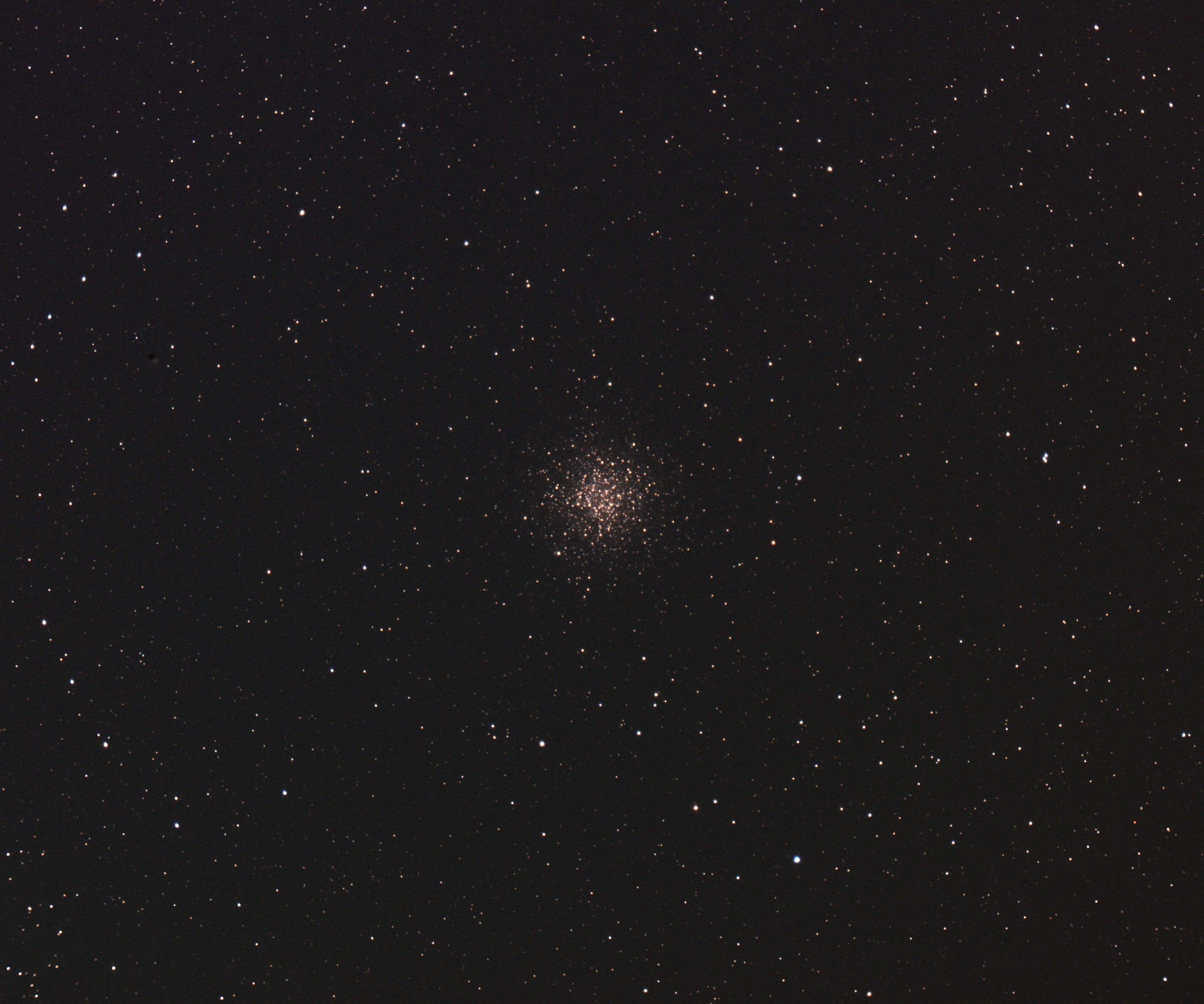 メシエ天体（M41－M60） : 星は空の彼方、月よりも遠く