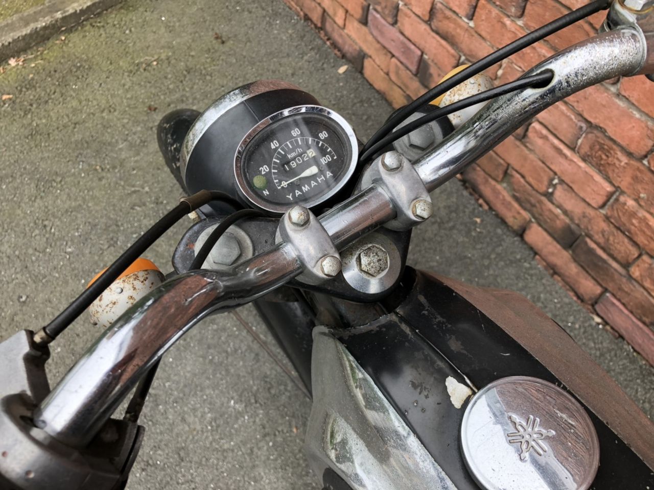 YAMAHA YF1車両情報 : ヨーロピアンシングル＆ツイン『TICKLE』