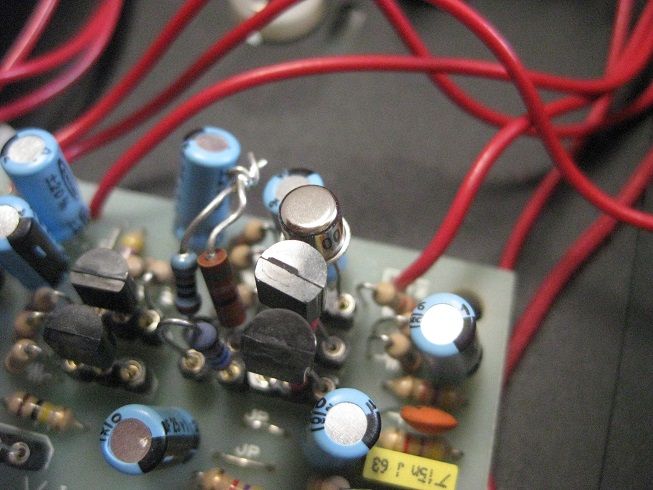 一年間がんばろう : 自作 Univibe もどき MOD 続き
