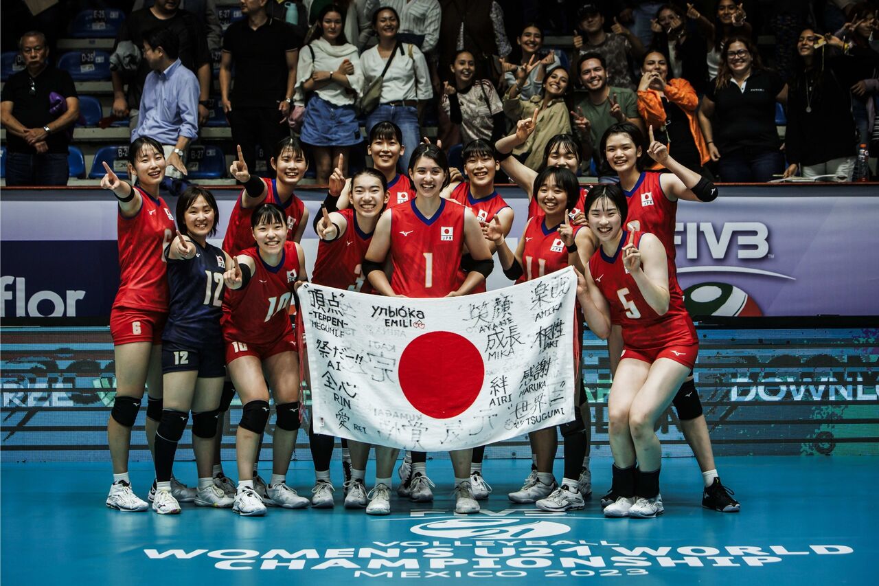 Weekly Volleyball 江畑幸子さん㊗️ご出産 / U-21世界選手権 二日目/アジア選手権男女メンバー発表 : 彼女はバレーボーラー