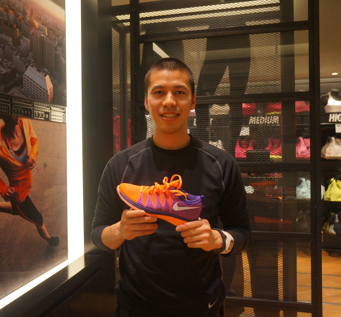 MonoMax WEB : 【ナイキ フライニット ルナ2】NIKEファン待望の新作2足を履いてきました！【ナイキ フライニット エア マックス】