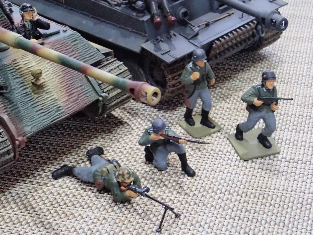 ◉ドイツ歩兵セット(TAMIYA 1/35 MM02)1970年ごろ製作&2020年 ◉ドイツ歩兵セット(TAMIYA 1/35 MM02)1970年ごろ製作&2020年