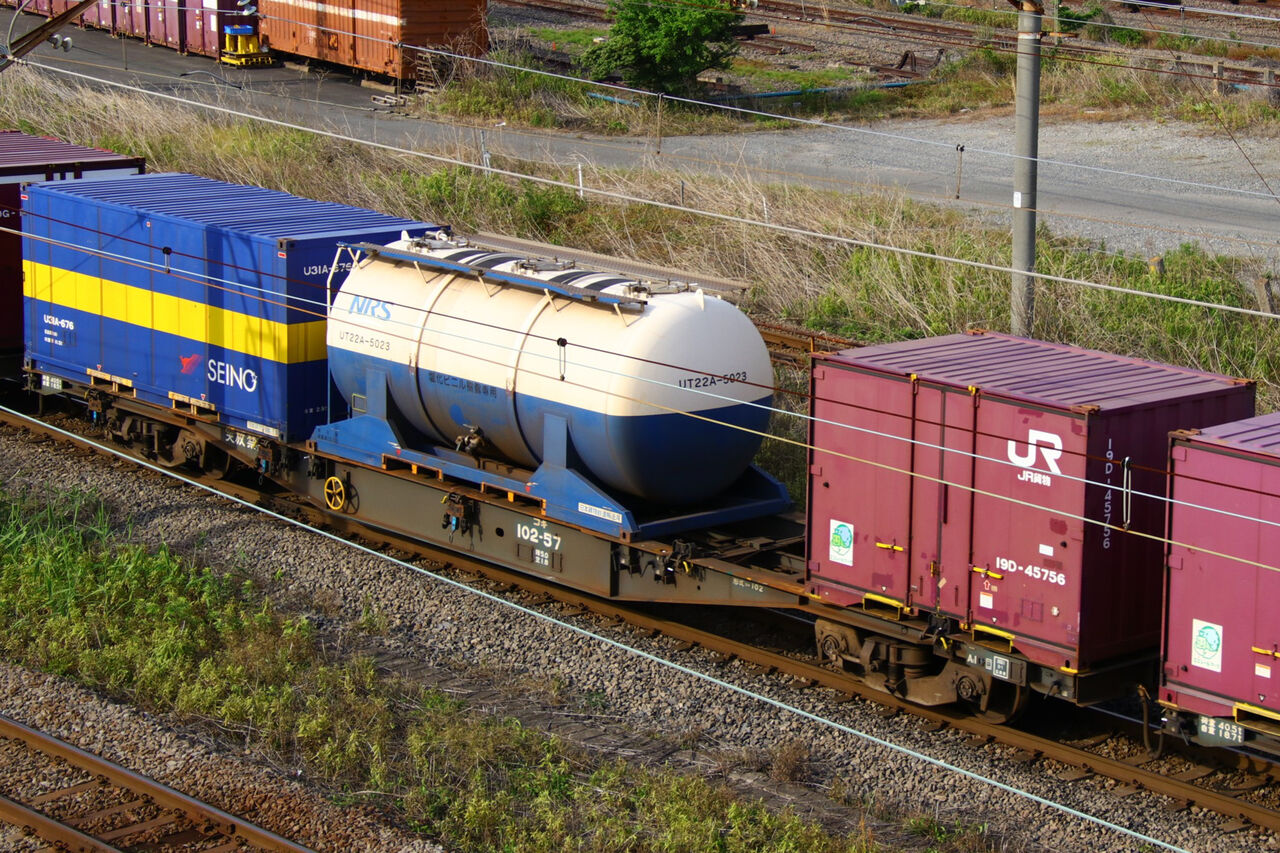 2023年05月 : 貨物列車編成記録帳