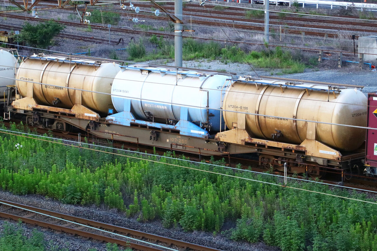 2022年09月 : 貨物列車編成記録帳