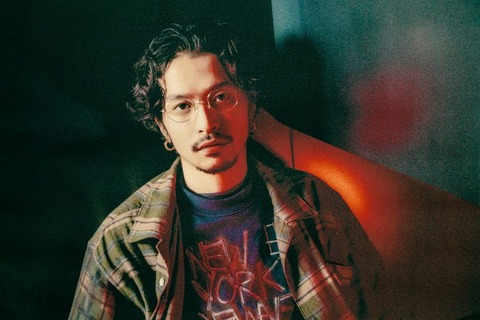 「近い奴ら同士助け合ってくれ」King Gnu常田大希、ライブハウス公演での安全訴え : 特ダネ!プラスちゃんねる