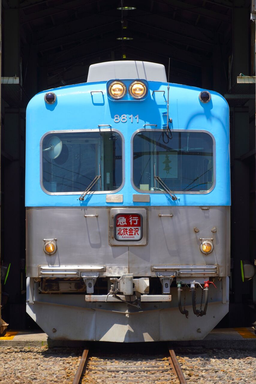 8000系8902編成引退ツアー(3) : エルム中央交通