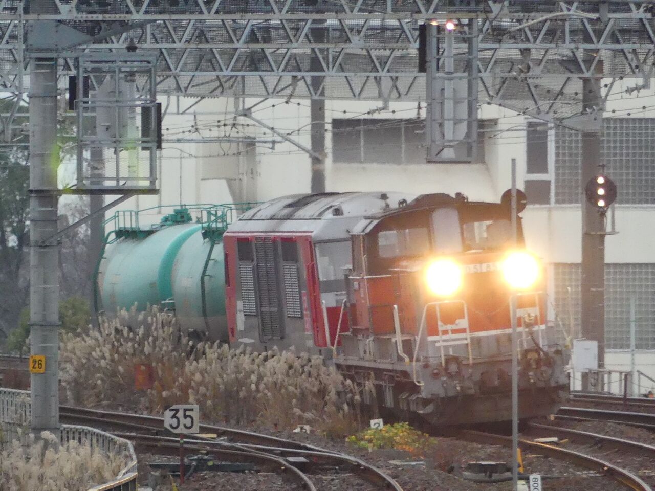 DD51＋DF200異形式重連貨物列車撮影記（R1.12.22） : TOMODACHIYA鉄道日記