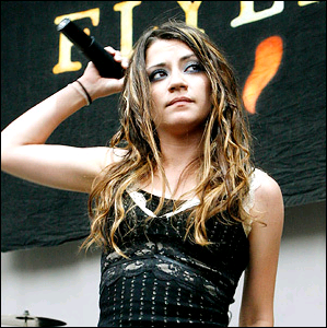 エバーグリーンな音楽たち ～La musique double la vie～ : Queen Adreena ~Pretty Like Drugs~