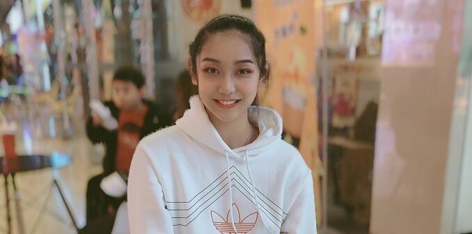 長身美女図鑑 : Wang Jiazheng