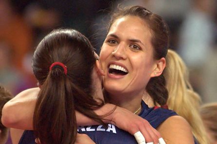 長身美女図鑑 : Logan Tom