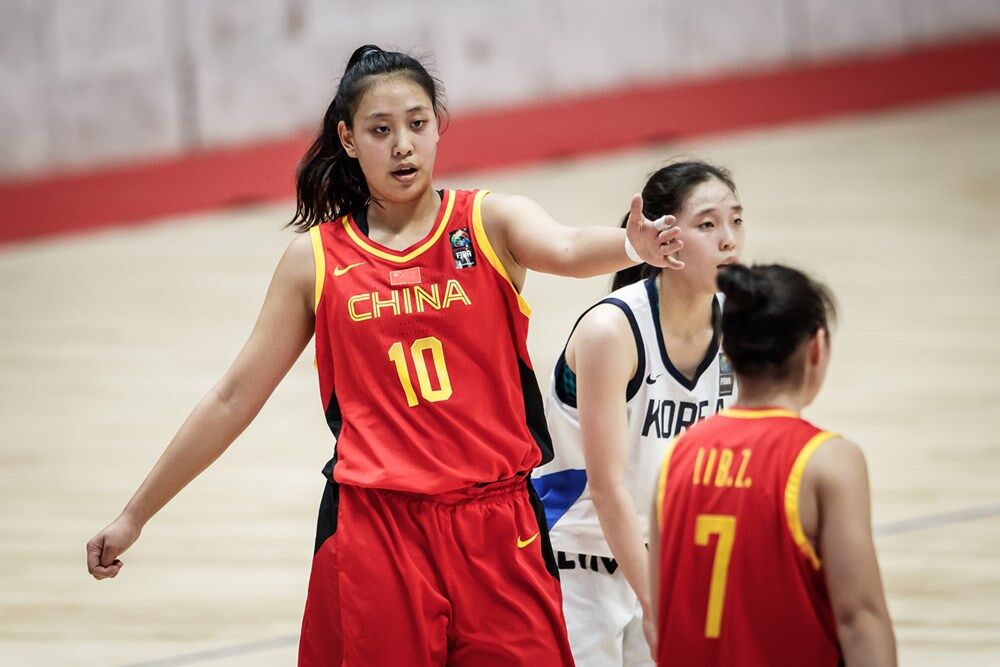 長身美女図鑑 : Ziting Tang