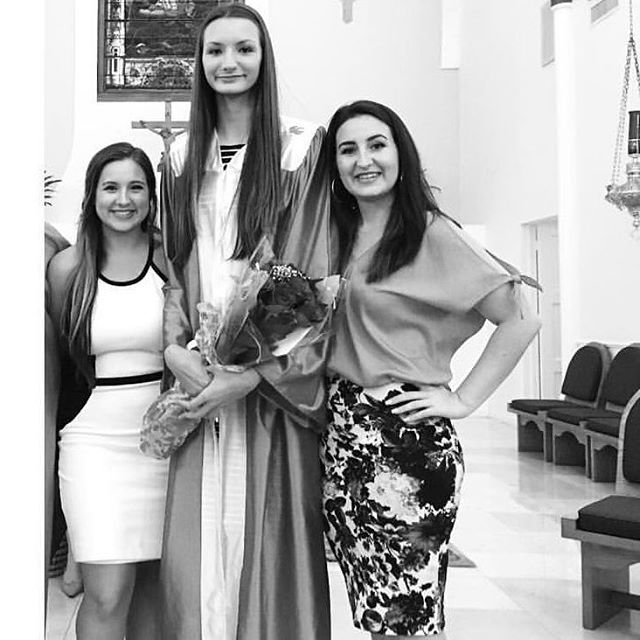 長身美女図鑑 : Chantell Gonzalez