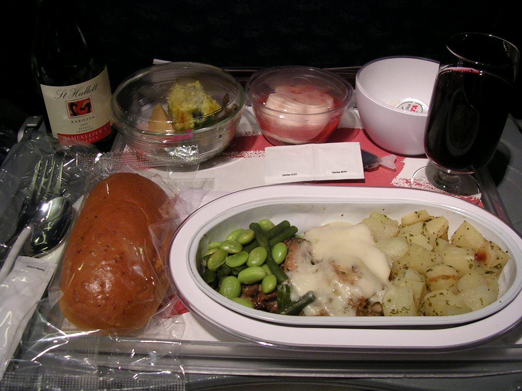 カンタスオーストラリア航空 機内食 : 忠犬コロ子のグルメ日記