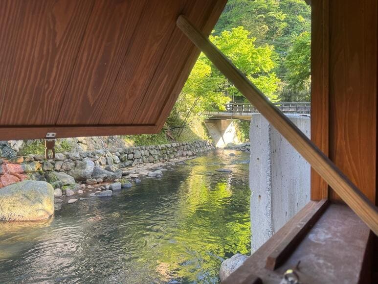 ω・`)素敵な温泉街にきました : 登山ちゃんねる