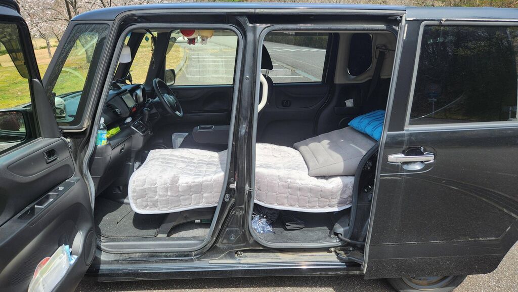 車中泊がしたい！布団があれば寝れる気がする : 登山ちゃんねる