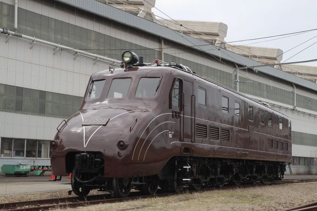 JR東日本、鉄道博物館でEF55形式電気機関車の展示を前に報道陣に公開！ | StartHome