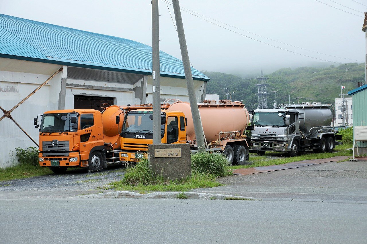 エヌティーさんの検修庫(trans5885)