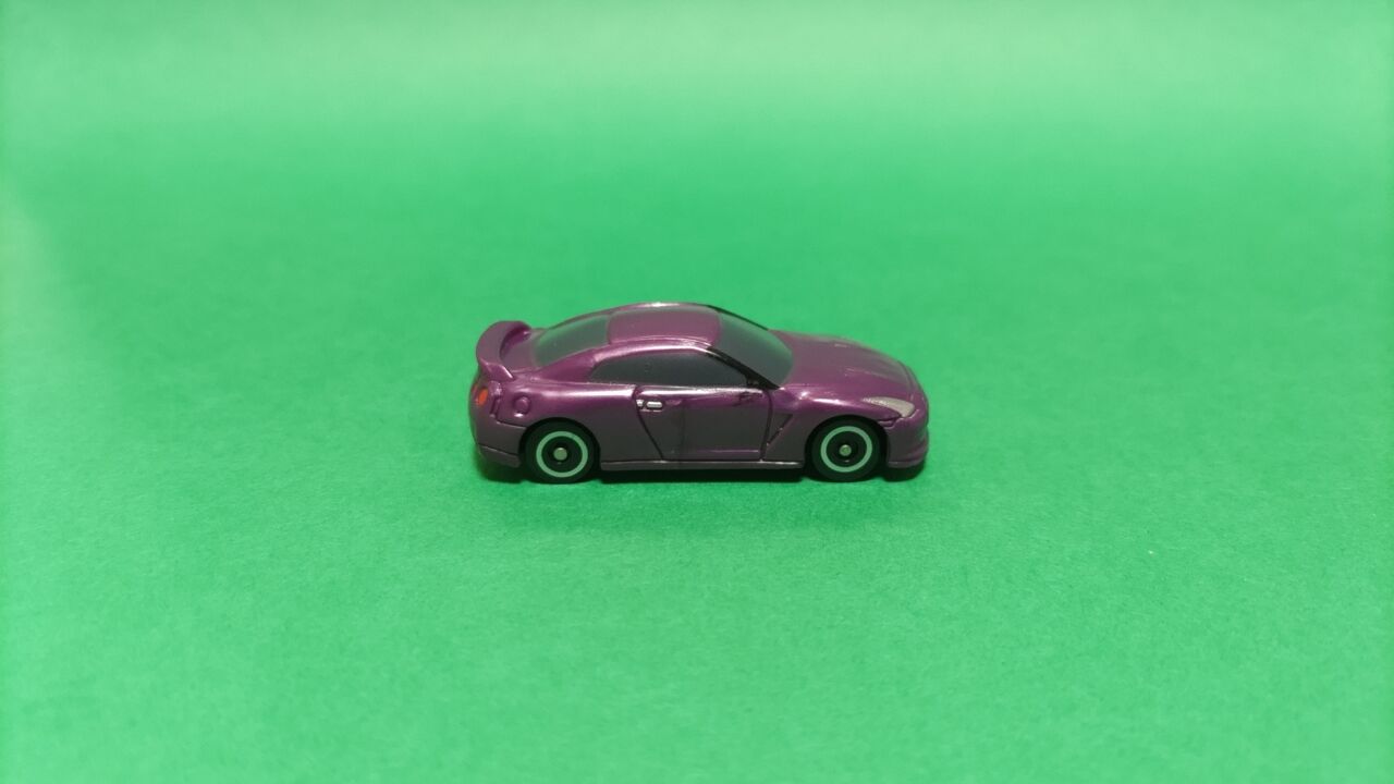 Vol.11B P044 日産 GT-R（パープル） : ポケットトミカ大百科