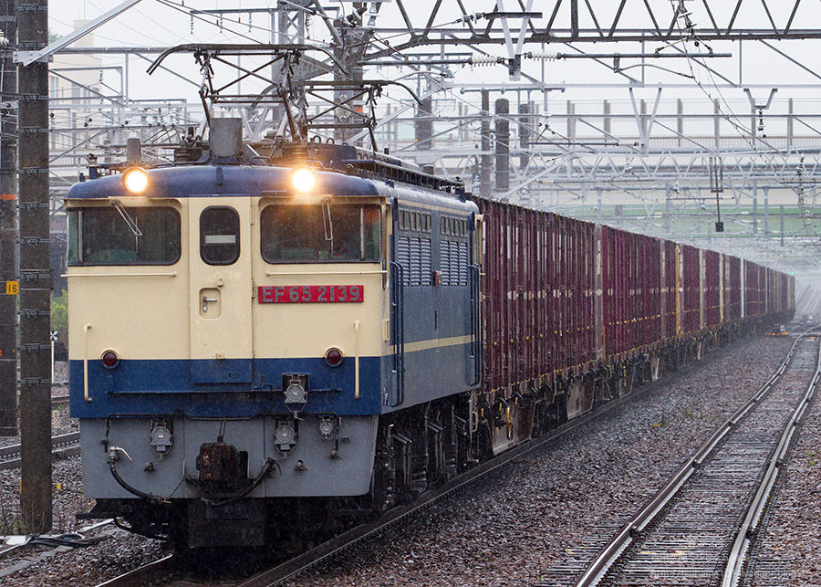 自由空間 〜Free Space〜 : EF65 2139号機 国鉄色