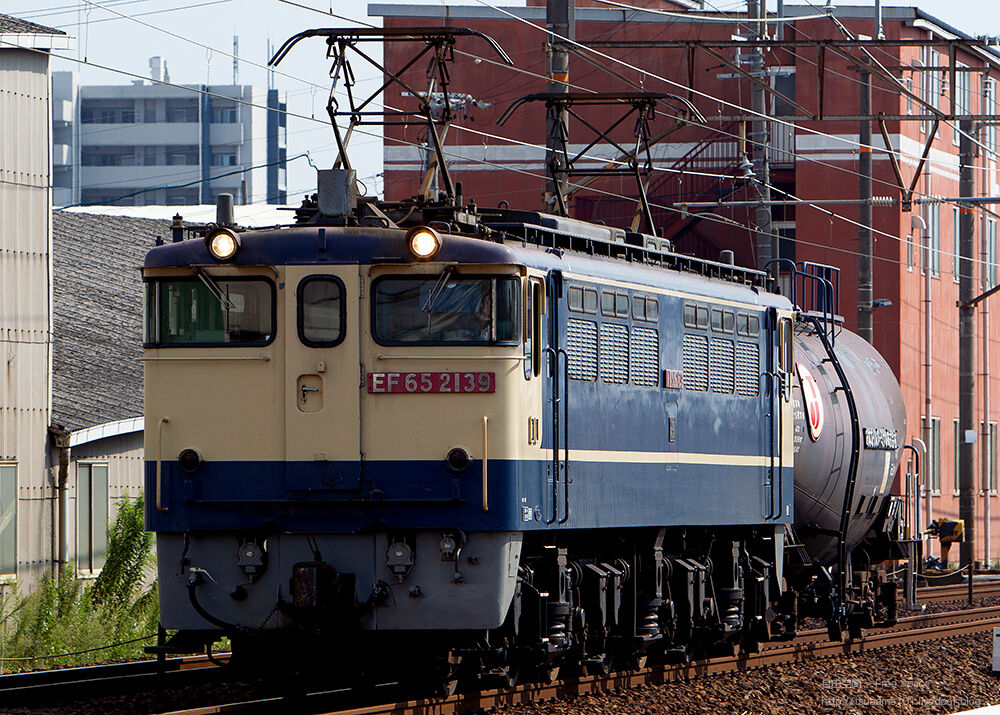 自由空間 〜Free Space〜 : EF65 2139号機+タキ