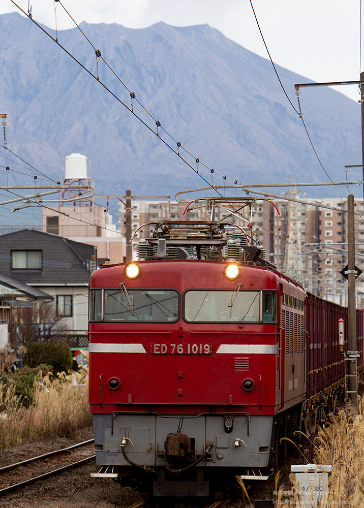 自由空間 〜Free Space〜 : ED76 1019号機+コキ