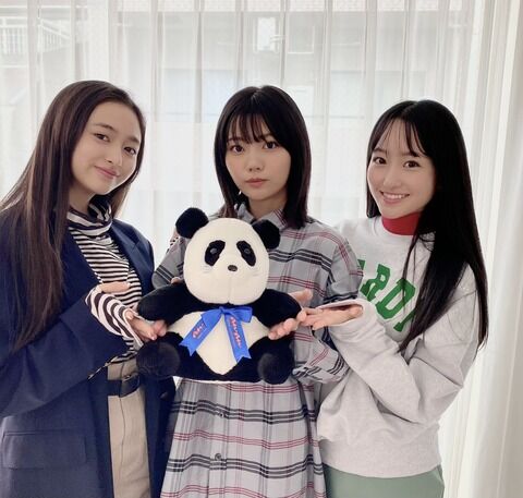 【乃木坂46】「anan 2323号」に5期生が11人全員で16pにわたり登場！ : アイドルまとめ備忘録