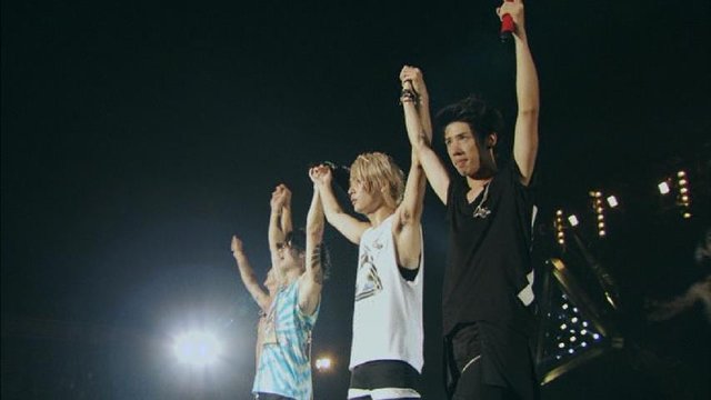 キタキタキタ～～ツアーグッズ情報！そしていよいよ始まります2015”35xxv”JAPAN TOUR : 空色日記