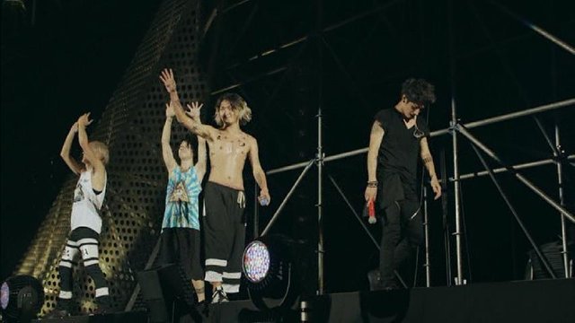 キタキタキタ～～ツアーグッズ情報！そしていよいよ始まります2015”35xxv”JAPAN TOUR : 空色日記