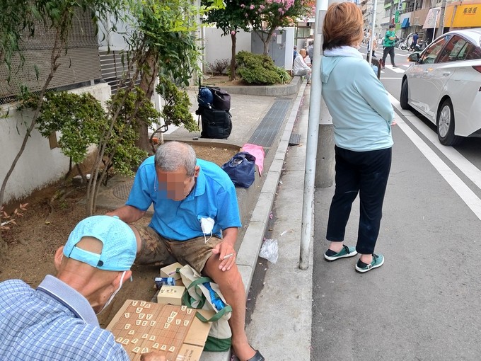 空白つれづれ草 : 横浜27~5度目の寿町